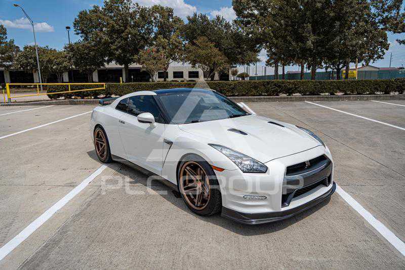 2014 Nissan GTR VIN: JN1AR5EG1EM110054 from the USA - PLC Group